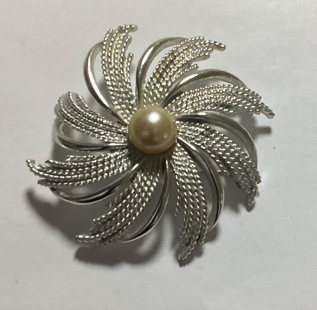 1969 Sarah Coventry Signed - Silvery Sunburst - Silver Atomic Pinwheel ...