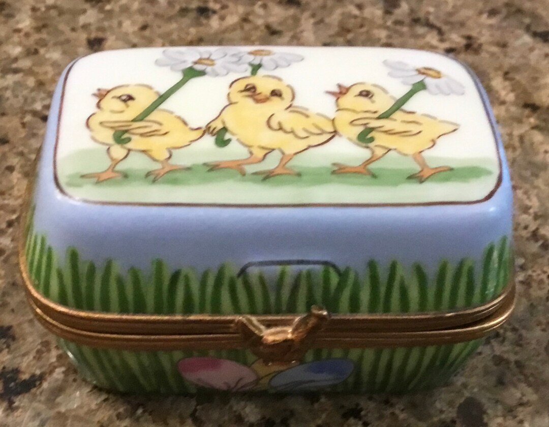 Rochard Limoges Egg Carton - Three Little Chicks Trinket Box - Made in ...