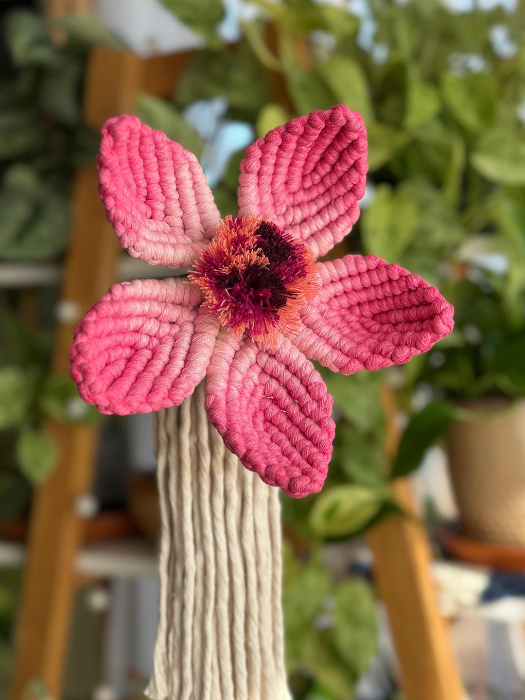 Macrame Flower Art, Macrame Flower Wall Hanging, Flower Wall Decor ...