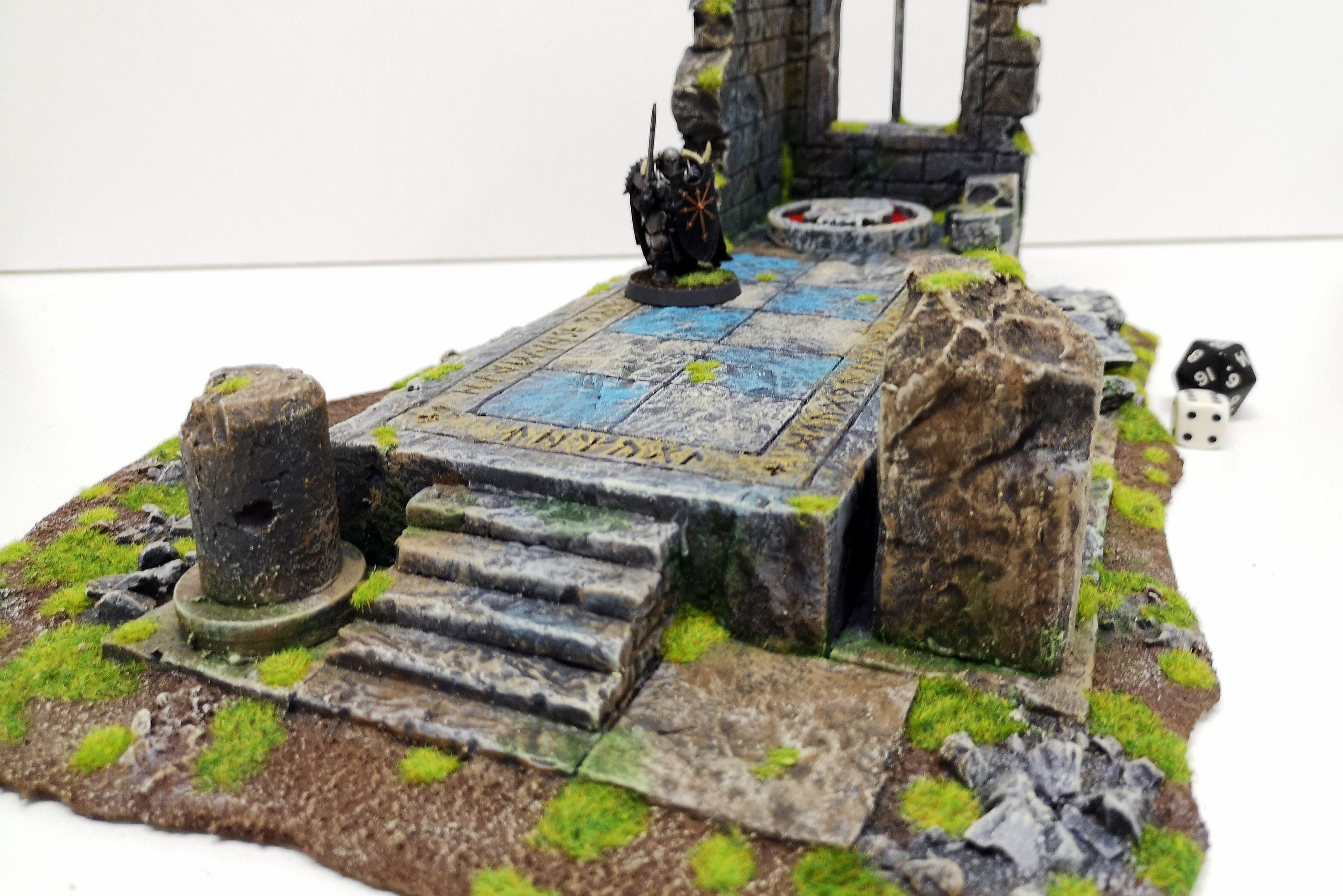Crumbling Temple ruins painted flocked wargaming terrain | Etsy