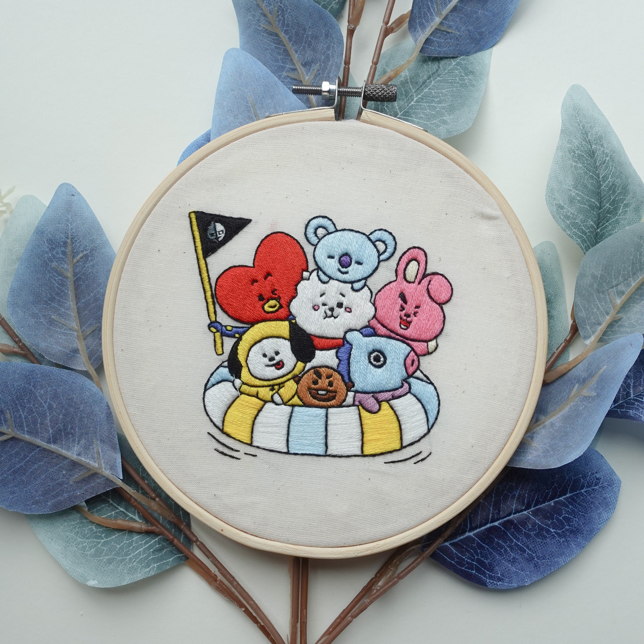 BTS Embroidery Kit || BT21 Embroidery Heart || Army Embroidery Kit - Etsy