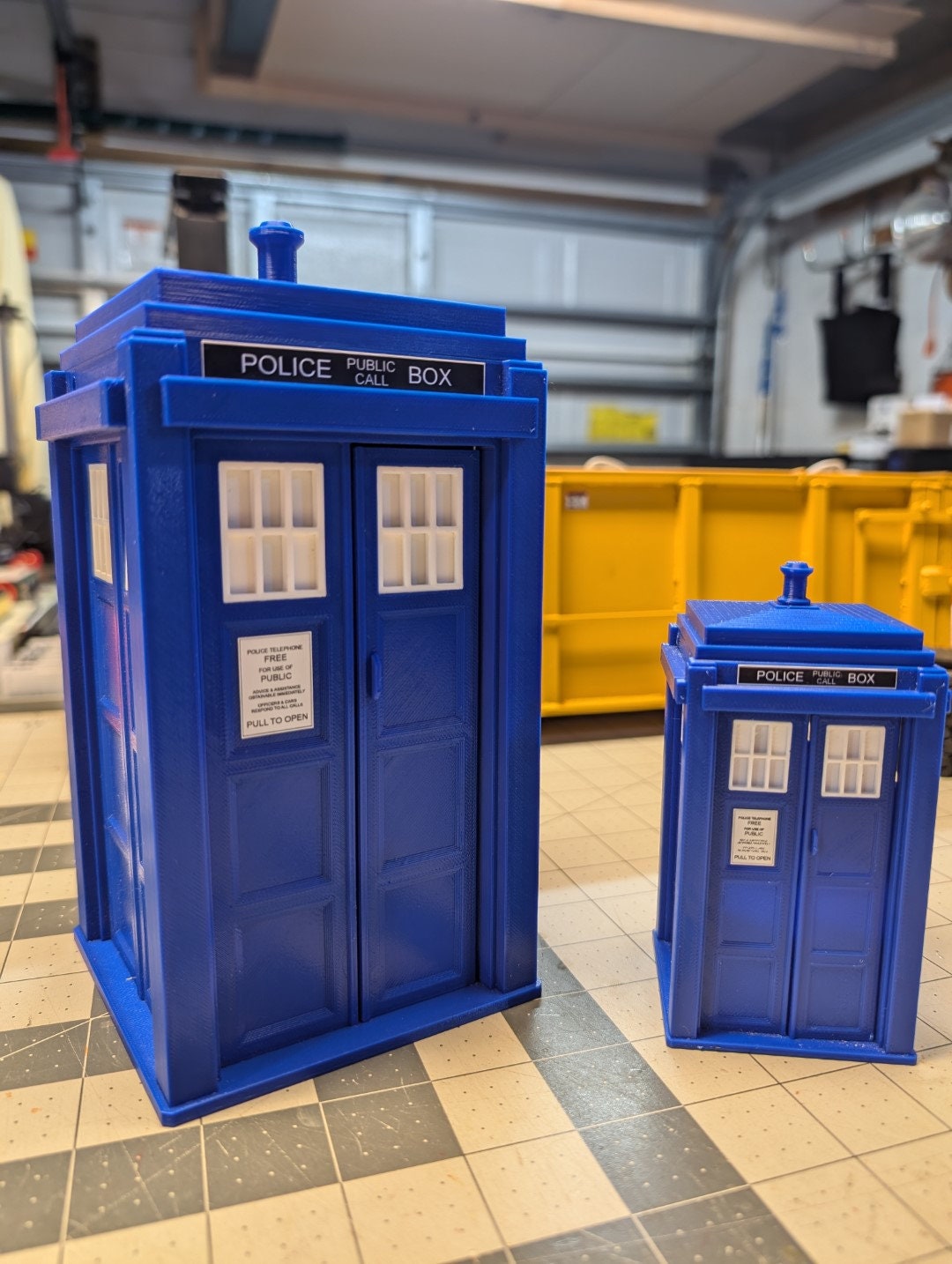 1/14 or 1/24 Scale Miniature Tardis - Etsy