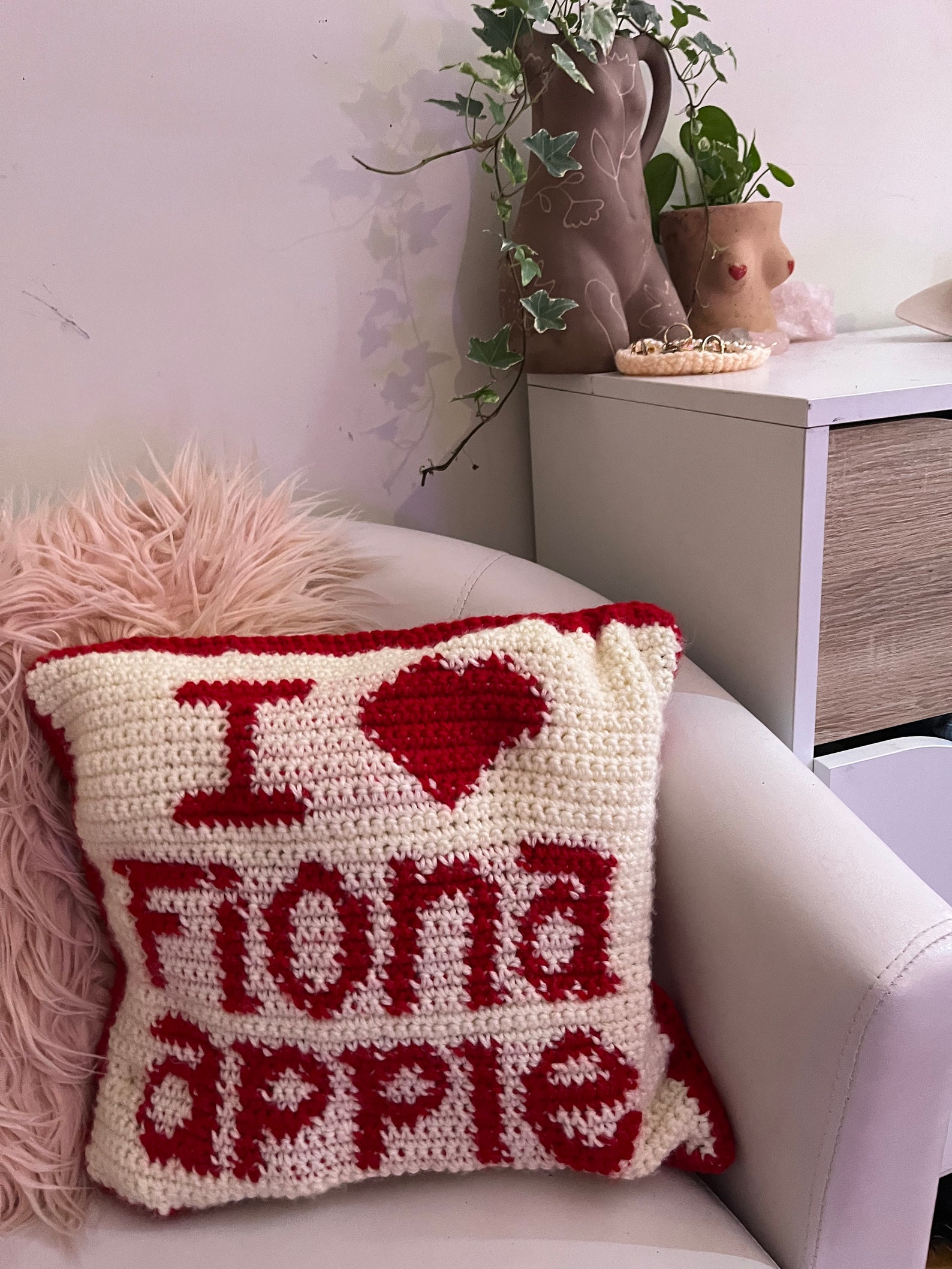 I Love Fiona Apple Crochet Pillow Pattern - Etsy