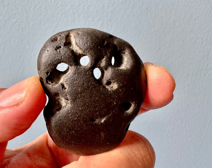 Very Rare Face Shaped Hag Stone With 4 Big Holes, Wise Stone, Holey ...