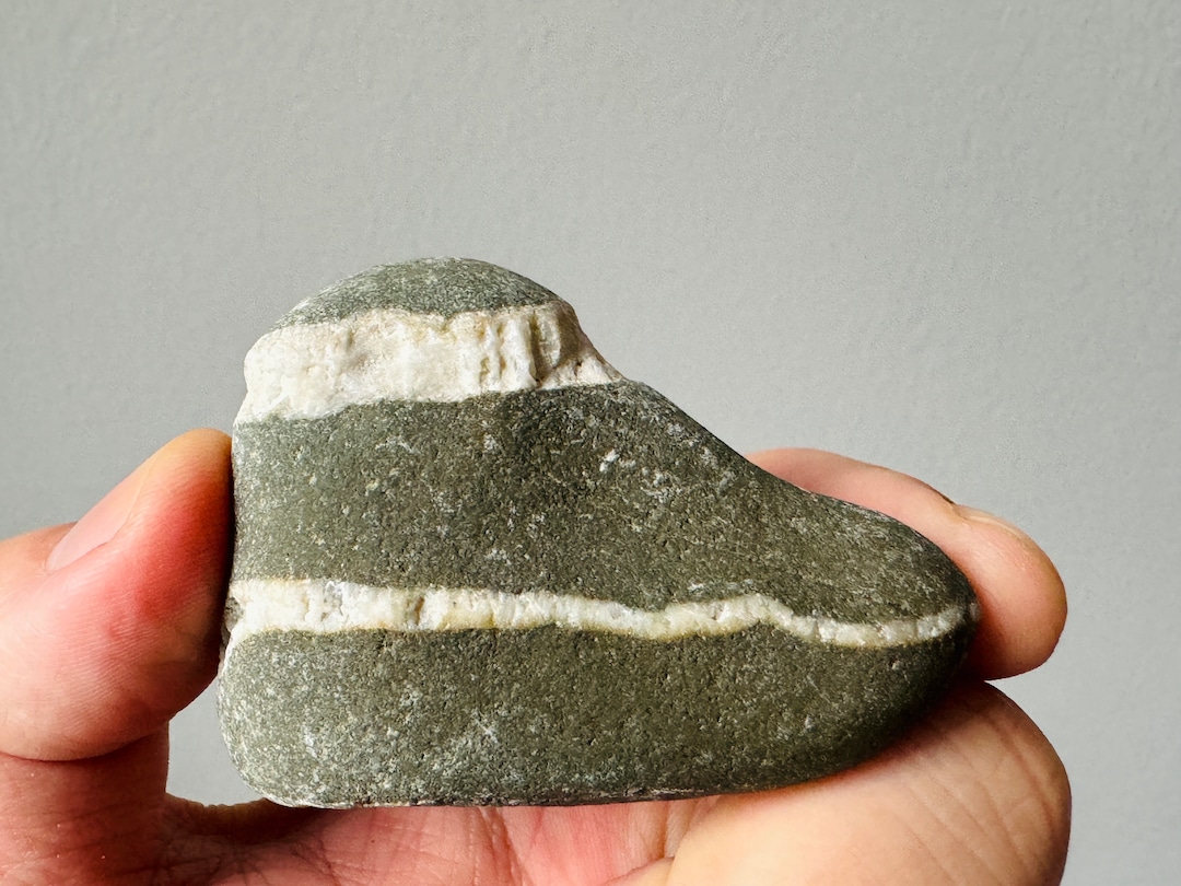 Very Rare Green Celtic Wishing Stone From Ireland Rare Stone/natural ...