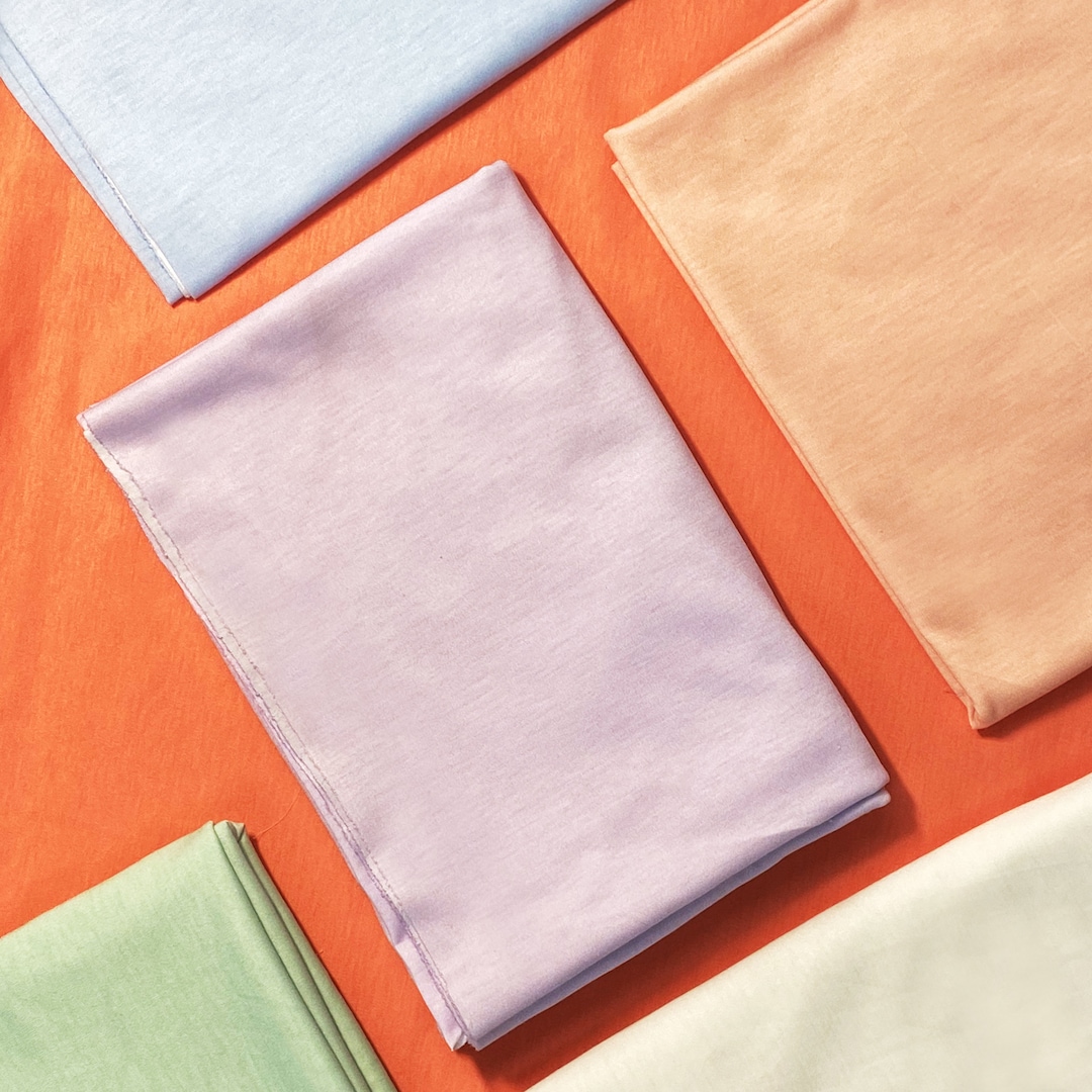 Tela de jersey lisa Elastane Spun Polyester 2-Way Stretch 60 Wide ...