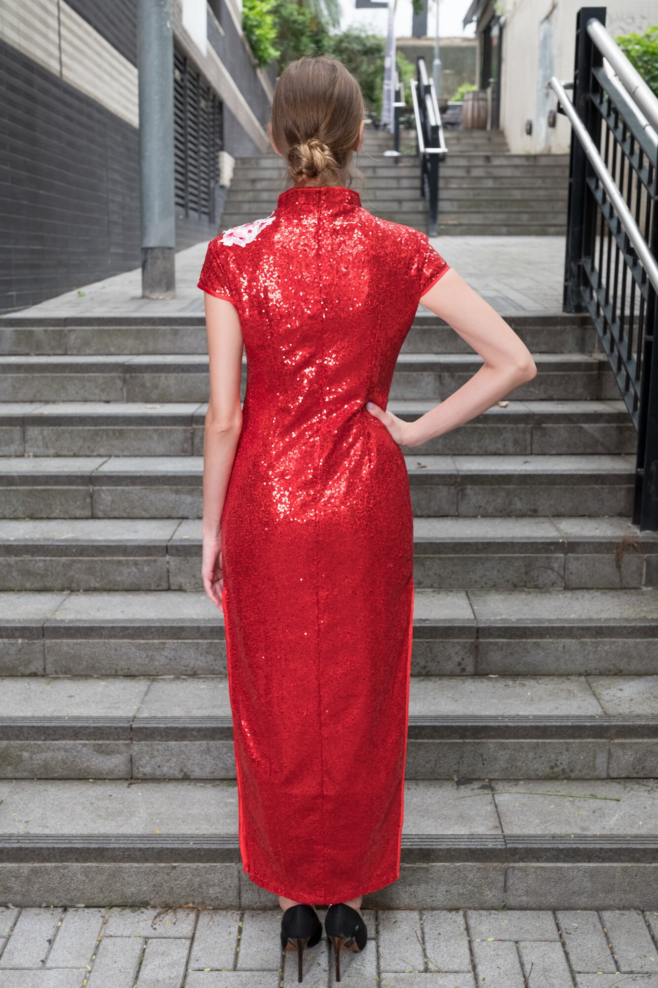Sample Modern Cheongsam | Red Chinese Bridal Dress | Modern Qipao ...