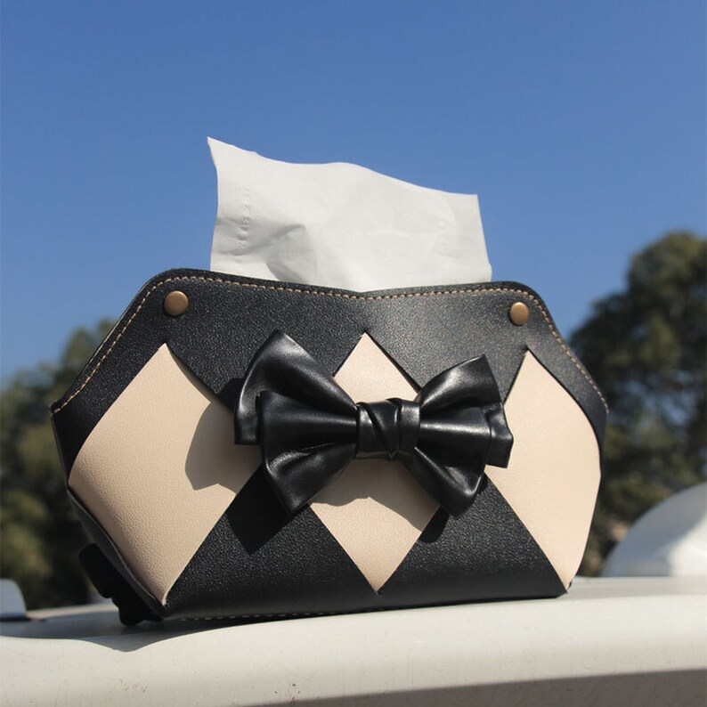 Women Car Tissue Box, Car Organizer, Car Tissue Holder, Armrest Tissue ...