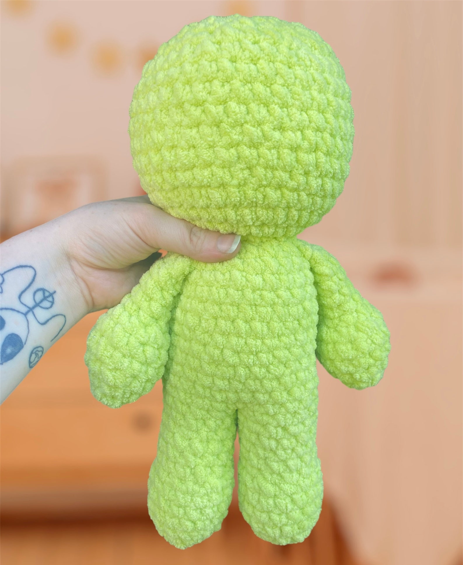 Alieo the Friendly Alien Crochet Pattern, Alien Crochet Pattern, Alien ...