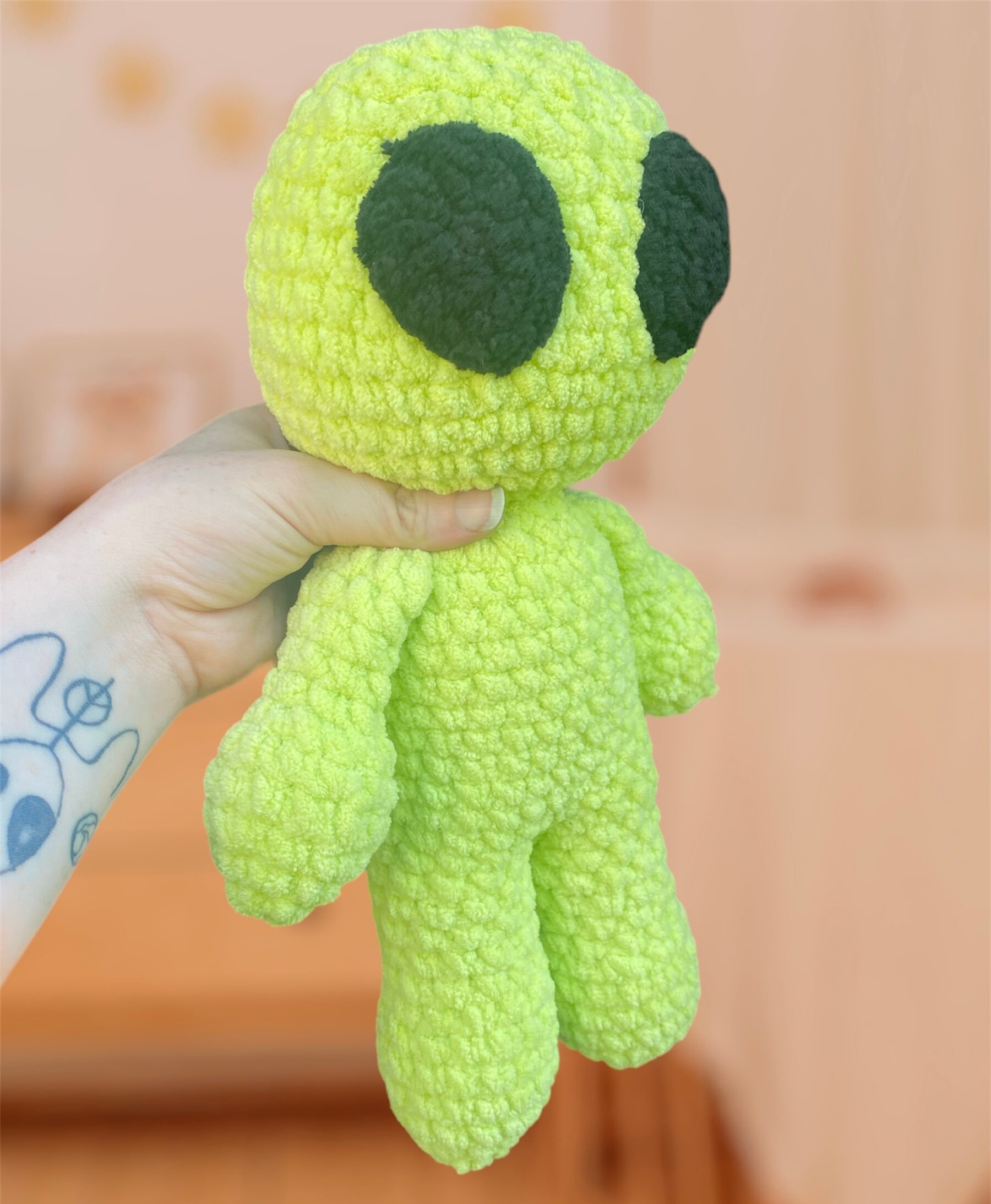 Alieo the Friendly Alien Crochet Pattern, Alien Crochet Pattern, Alien ...