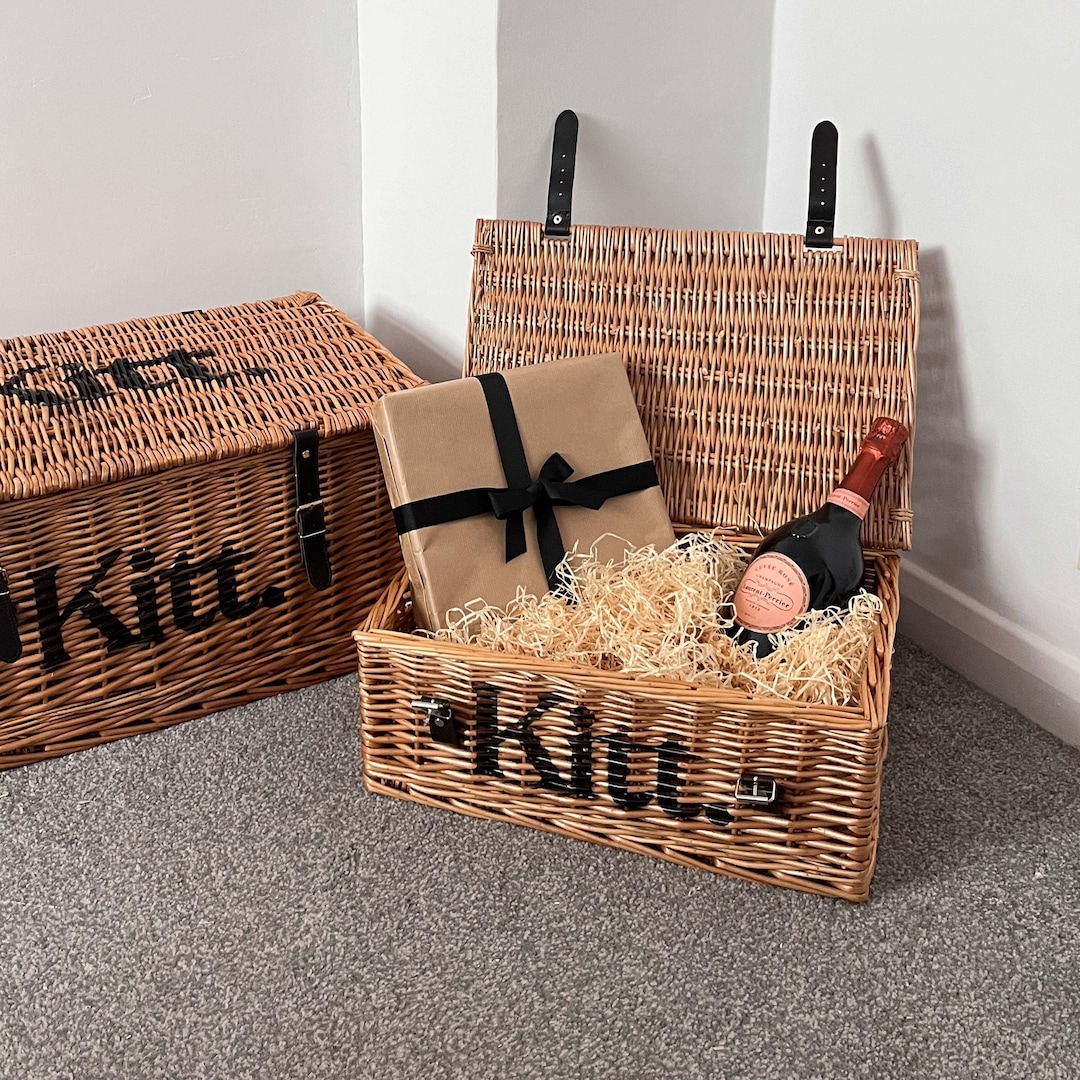 Corporate Gift Basket - Branded Hampers for Events, PR Campaigns ...
