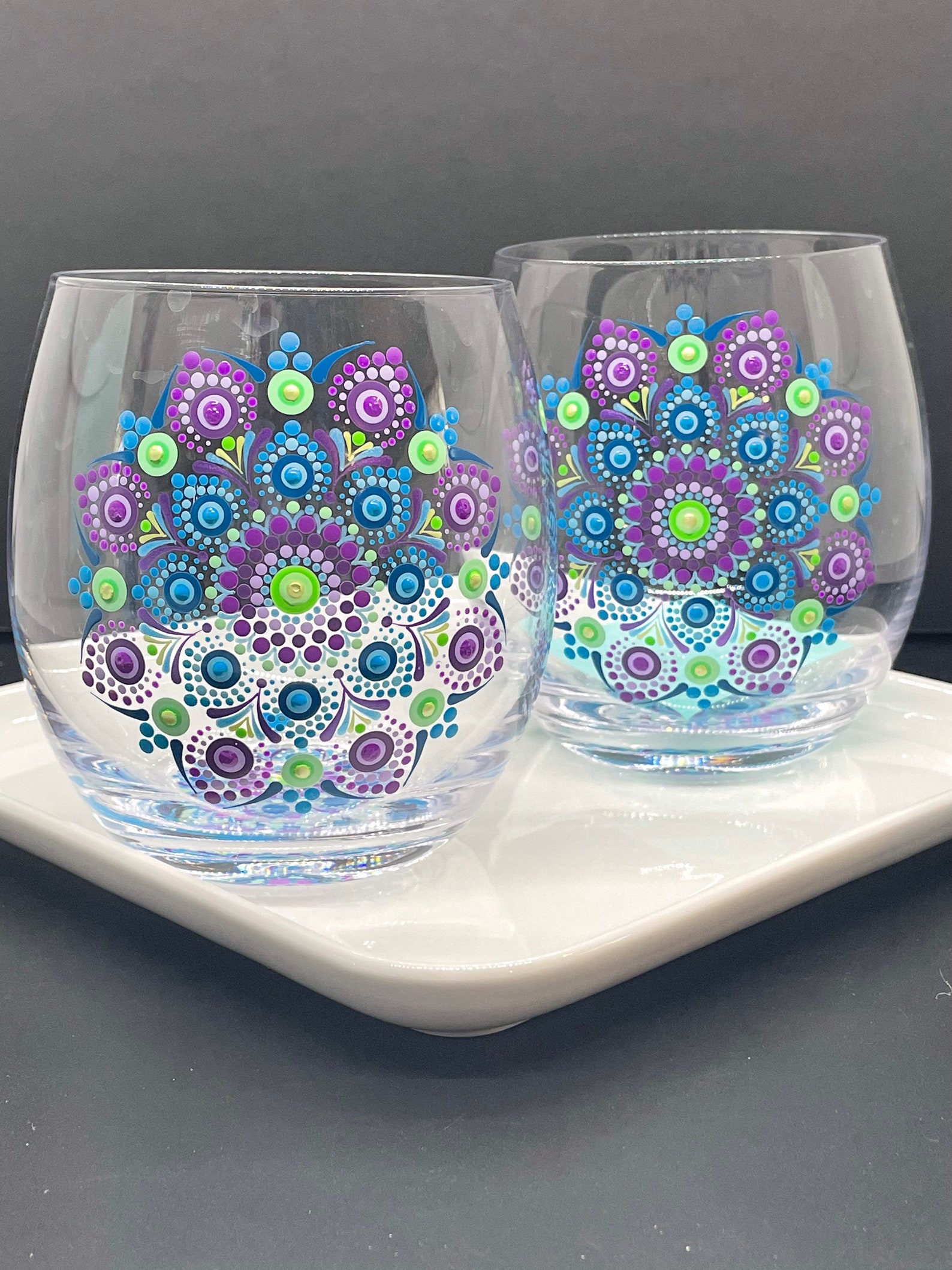 Hand Painted Dot Art 18 Oz Wine Glass Pair - Etsy