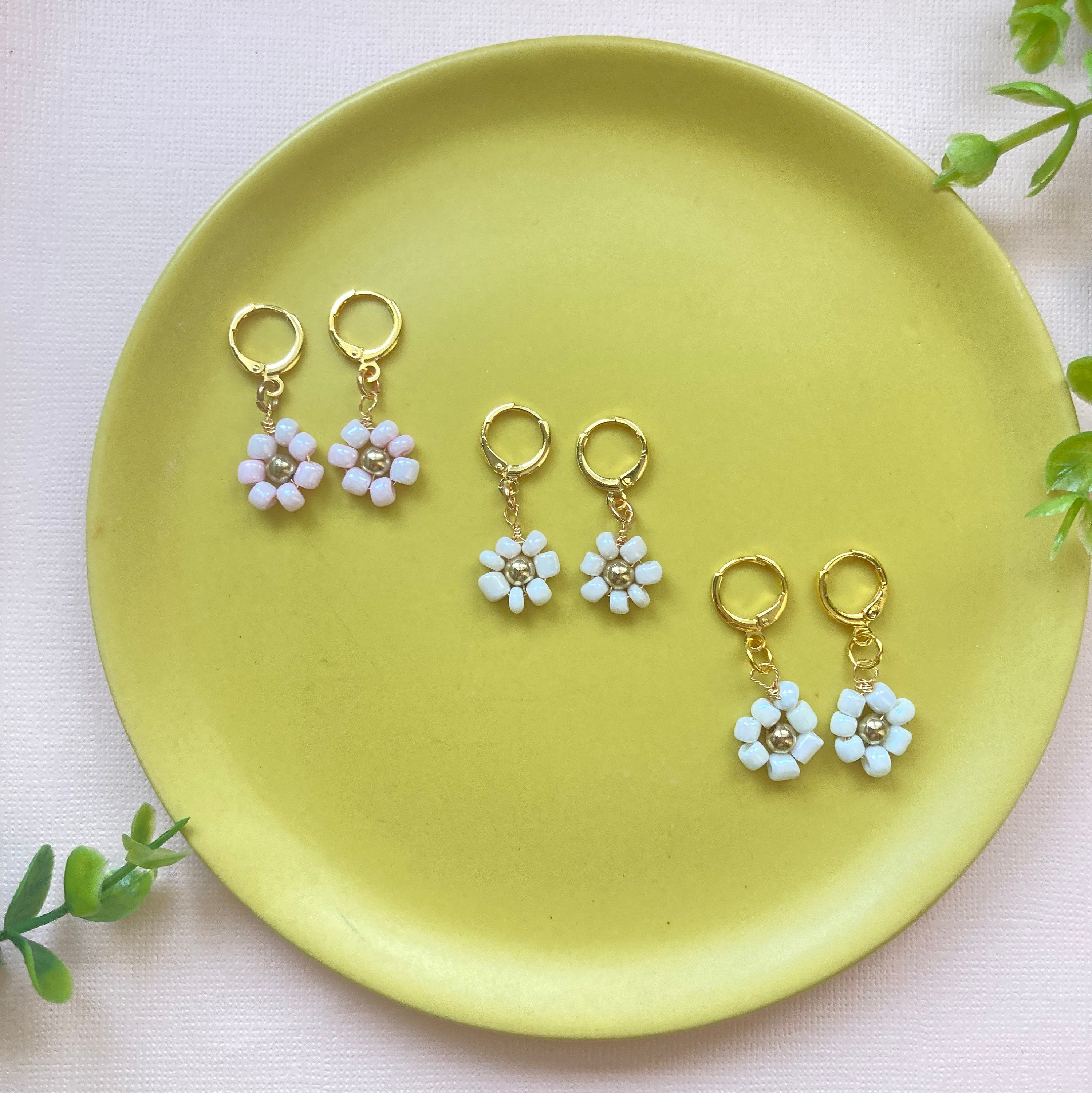 Summer Daisy Seed Bead - Handmade Bead Earrings, Flower Bead Earrings ...