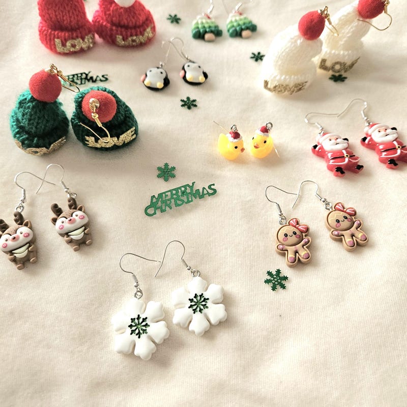 Christmas Parcel Earrings - Etsy UK