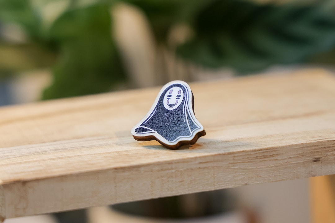 No-face Inspired | Spirited Away Fan Art | Wooden Pins | Adorable ...