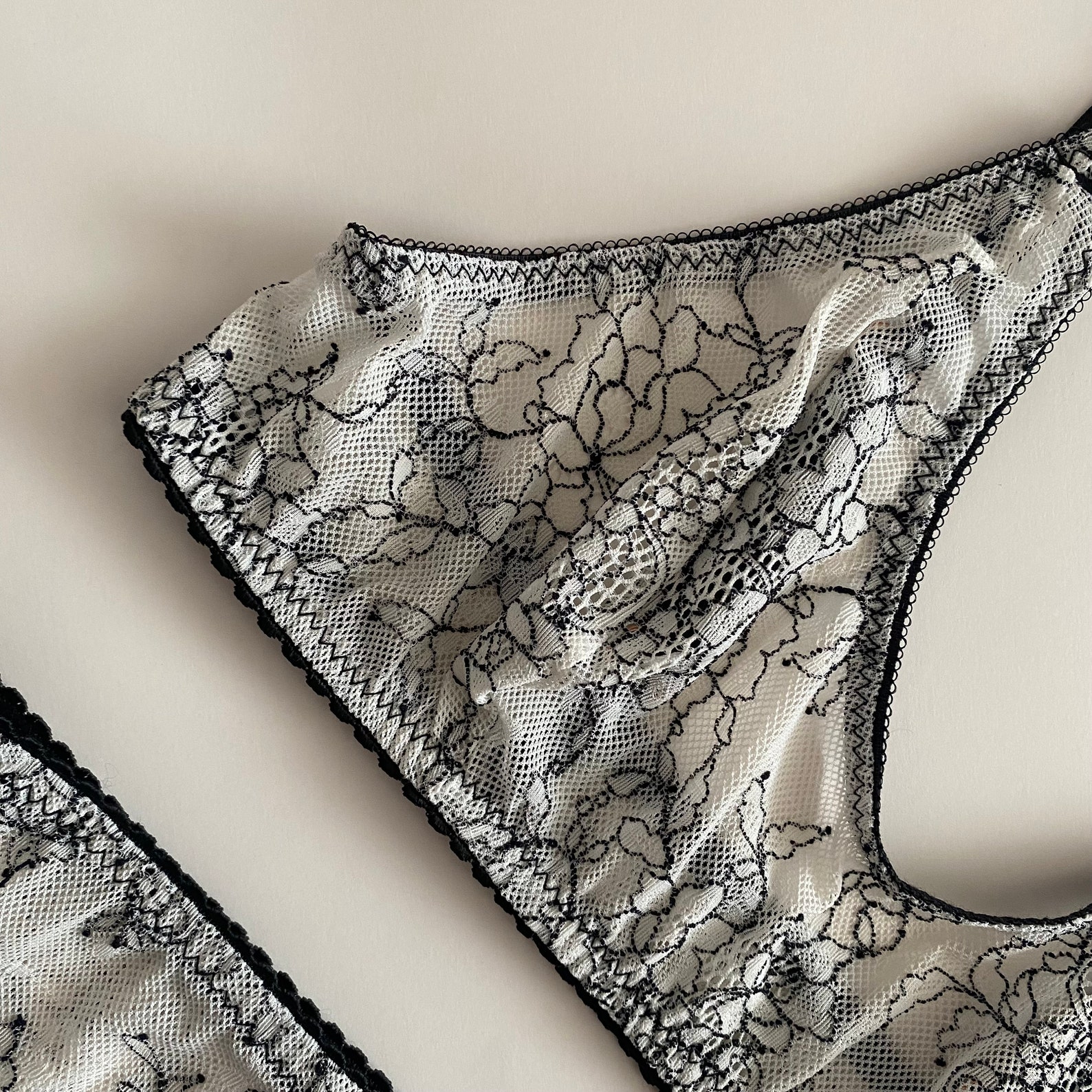 Handmade Floral Lace Bralette Set: Ivory Chantilly Lace - Etsy