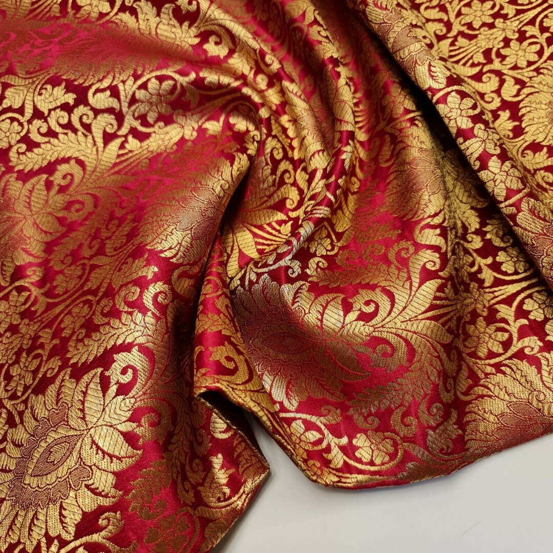 Red Floral Gold Leaf Damask Metallic Indian Banarasi Brocade Fabric ...