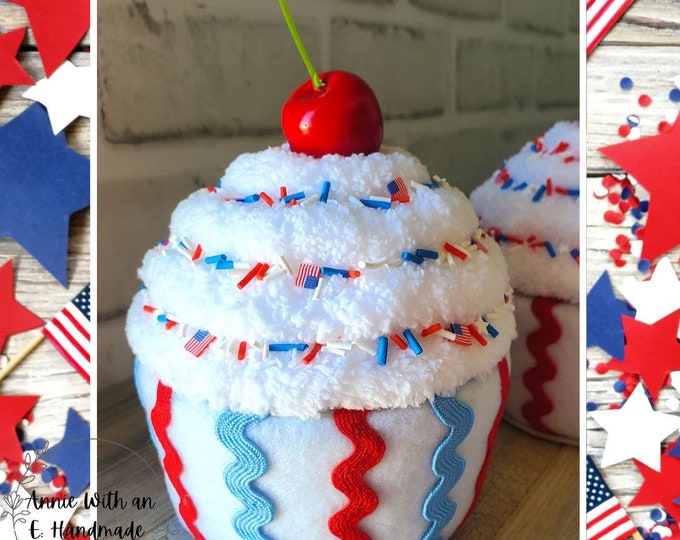 4th of July Patriotic Faux Cupcakes Yarn Cupcake Wreath - Etsy