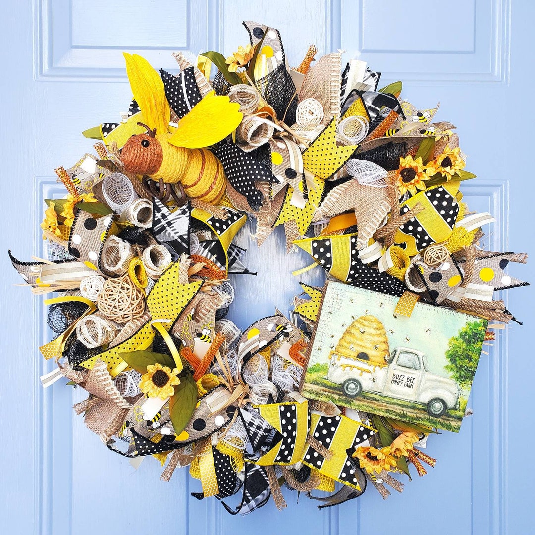 Rustic Summer Bumblebee Wreath for Front Door, Honeybee Farmhouse ...