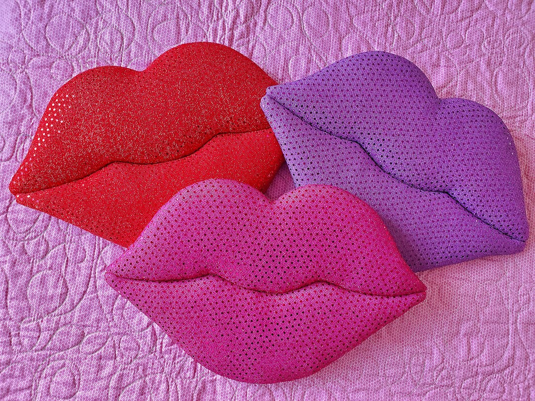 Valentine Lips Wreath Attachment, Plush Kiss Lips - Etsy