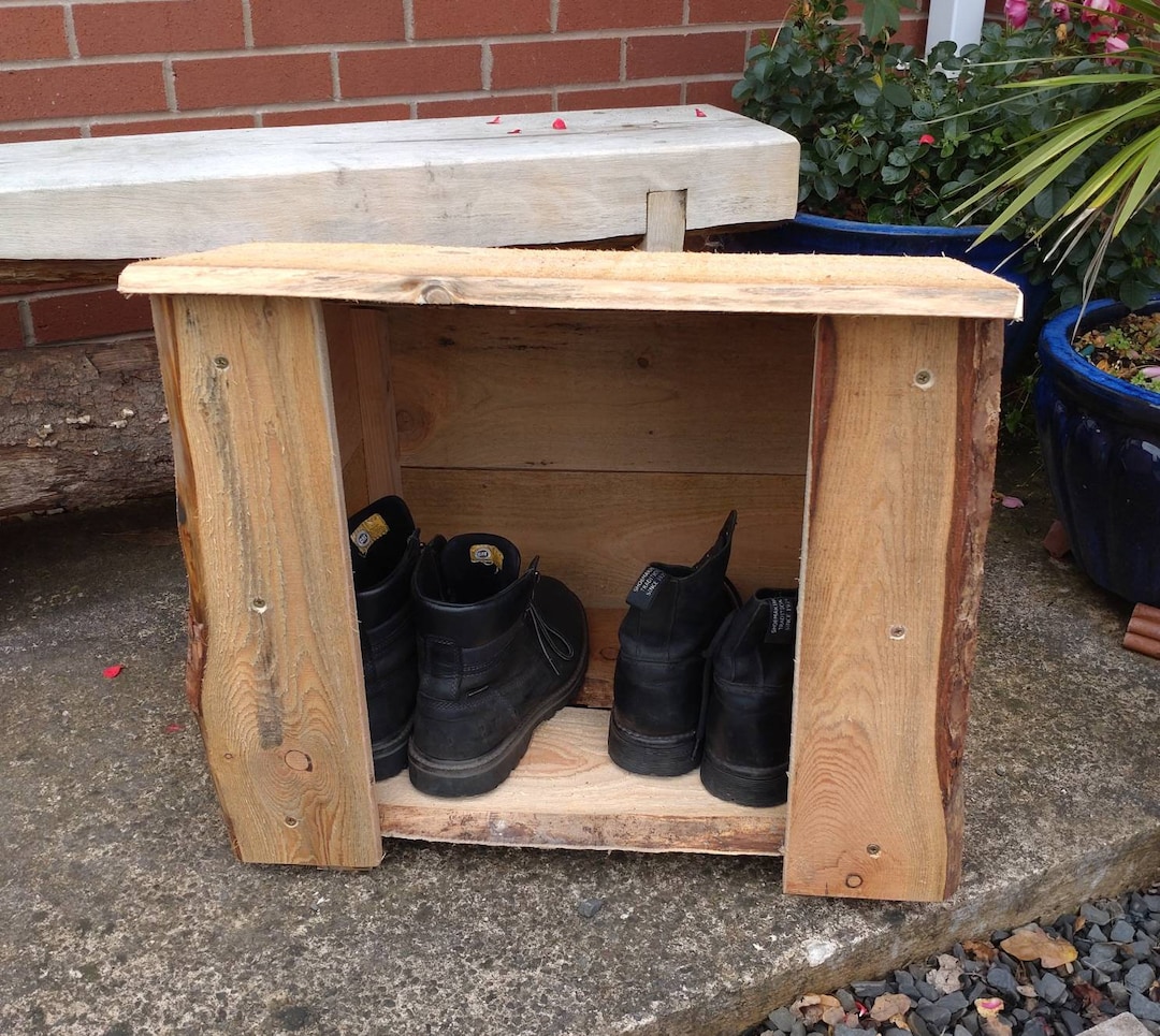 Natural Rustic Outdoor Welly Boot Shoe Shed Store Outside Storage ...
