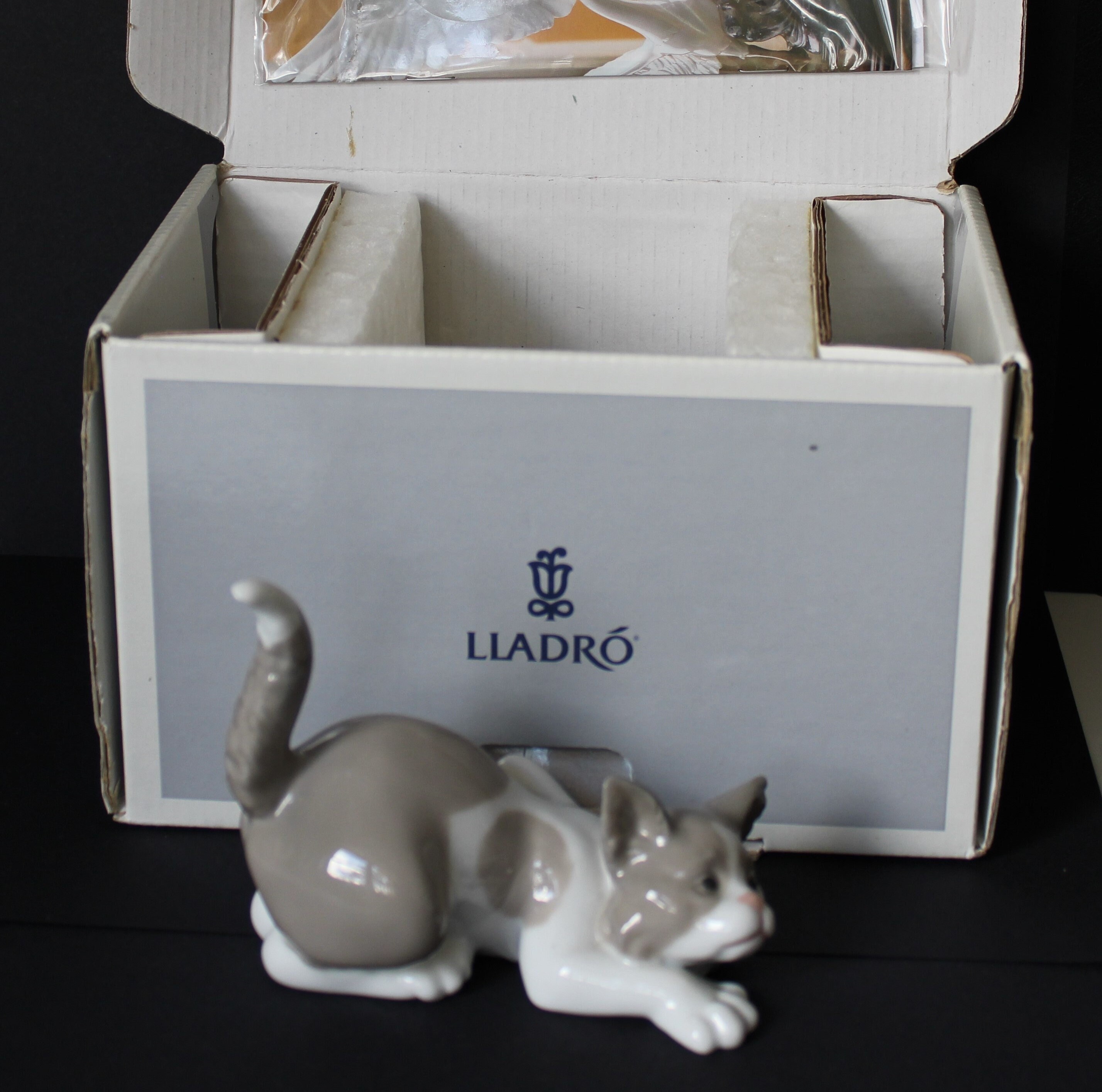 Vintage Lladro Cat, 1981 Attentive Cat Figurine, Model 05112, Lovely ...