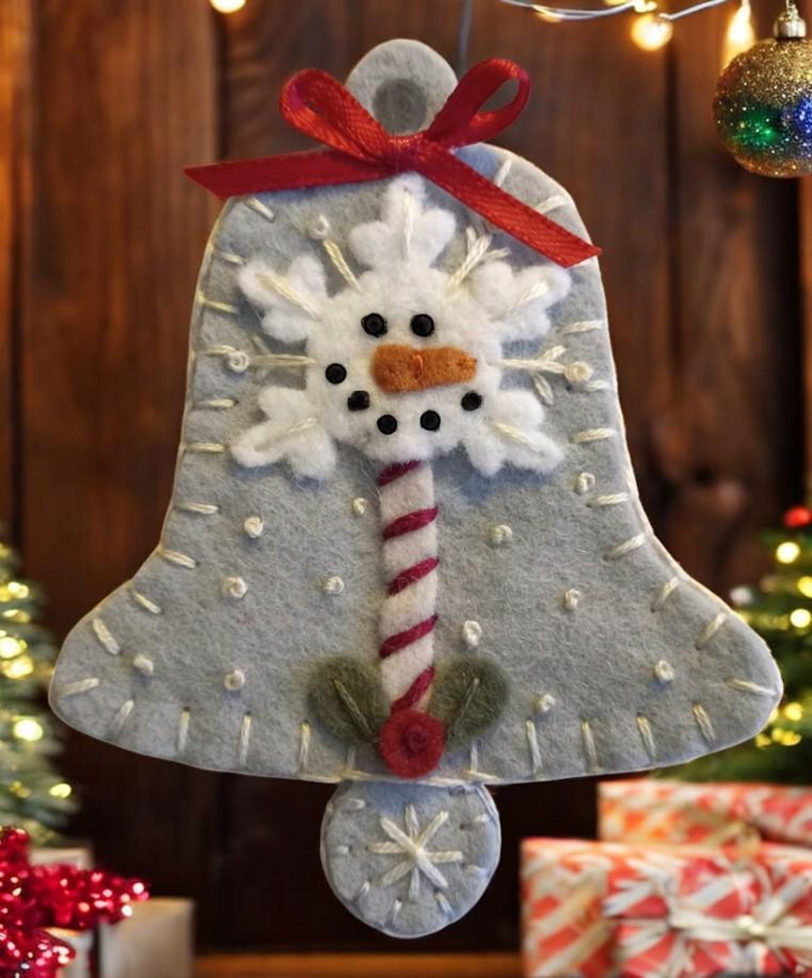 Pre-cut Wool Blend Felt Christmas Bells Ornament Kit - Mini Penny Rug ...