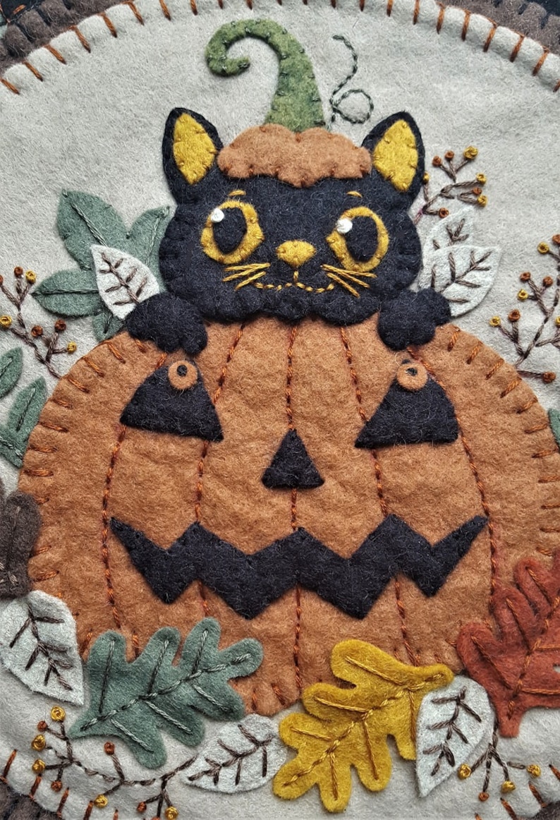 Pre-washed Wool Felt Penny Rug Kit - Peek a Boo Kitty - Penny Lane ...