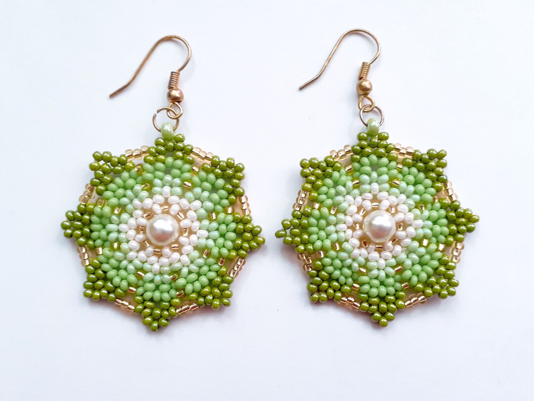 Light green earrings, Flowers beaded earrings for women, Seed bead ...