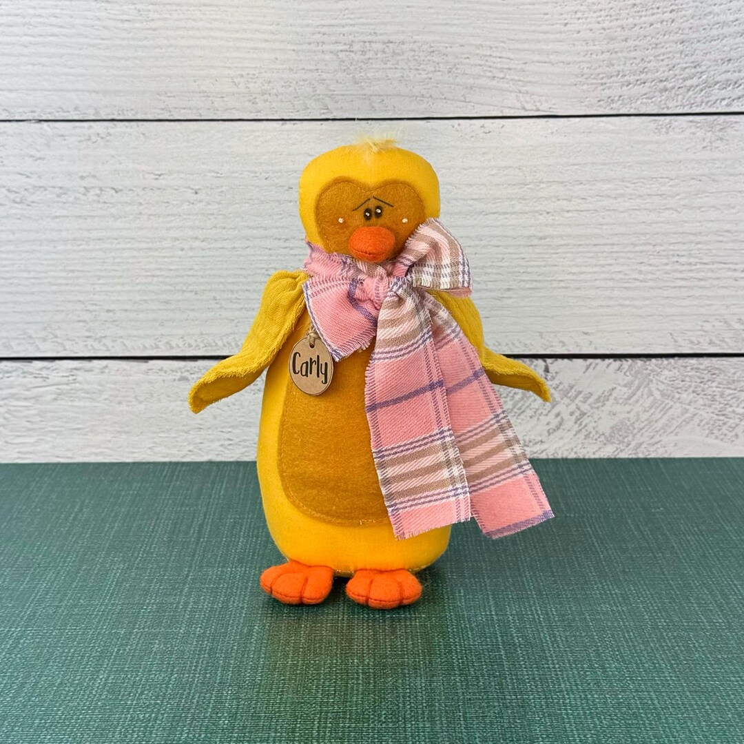 Carly the Chicklet - Etsy