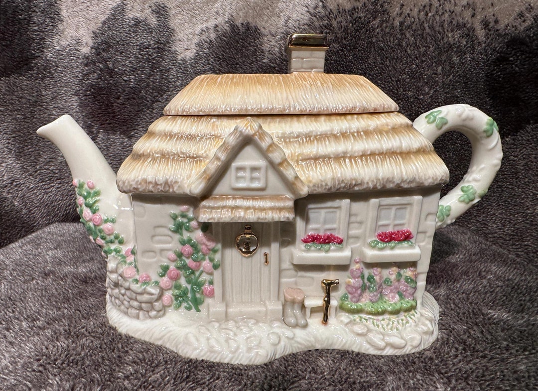 2002 COMPLETE Lenox Irish Blessings Teapot - AMAZING! Base & Lid Are ...