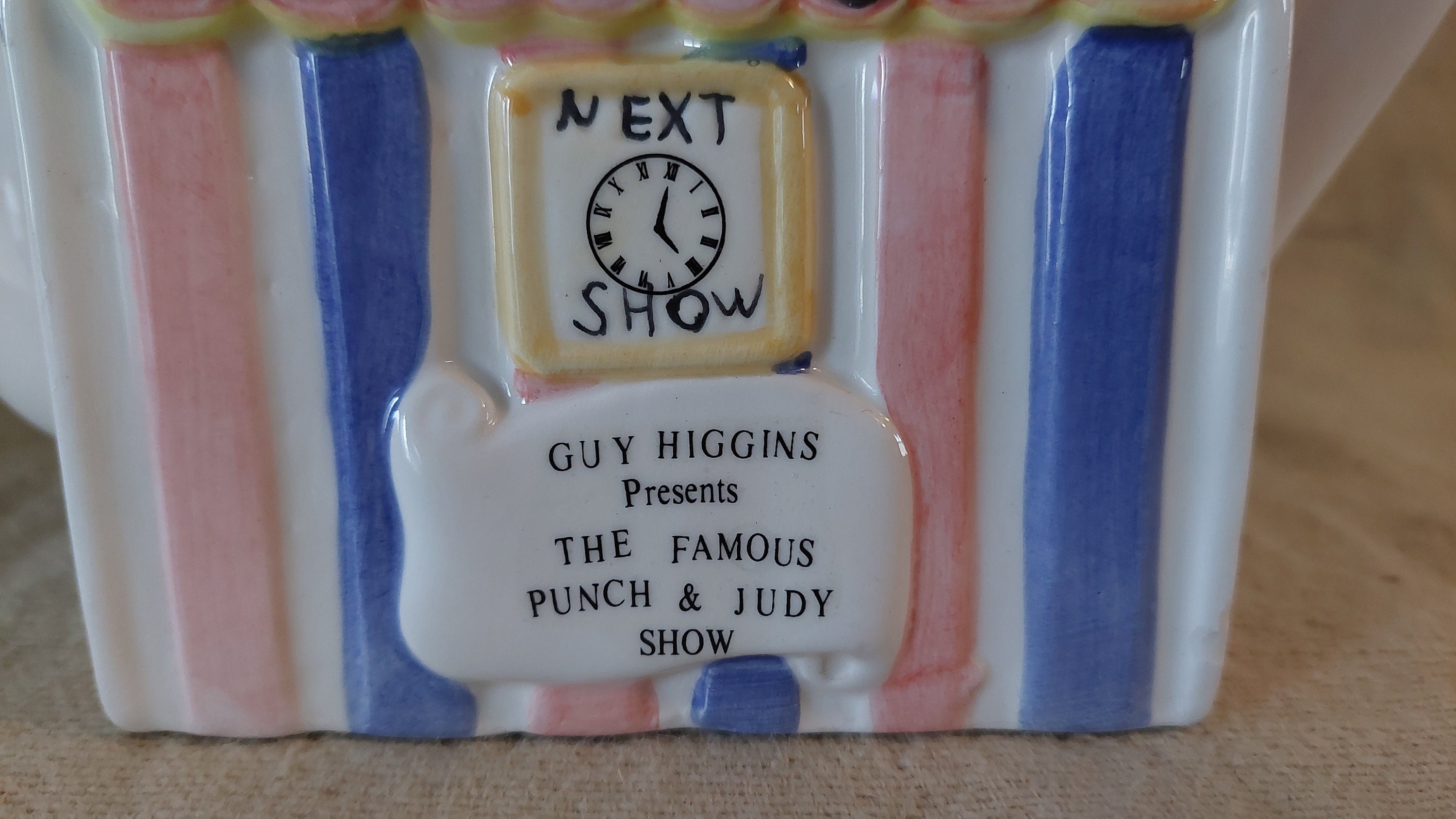 Made in England - Punch & Judy Puppet Theme Teapot - EXTRAORDINARY - so ...
