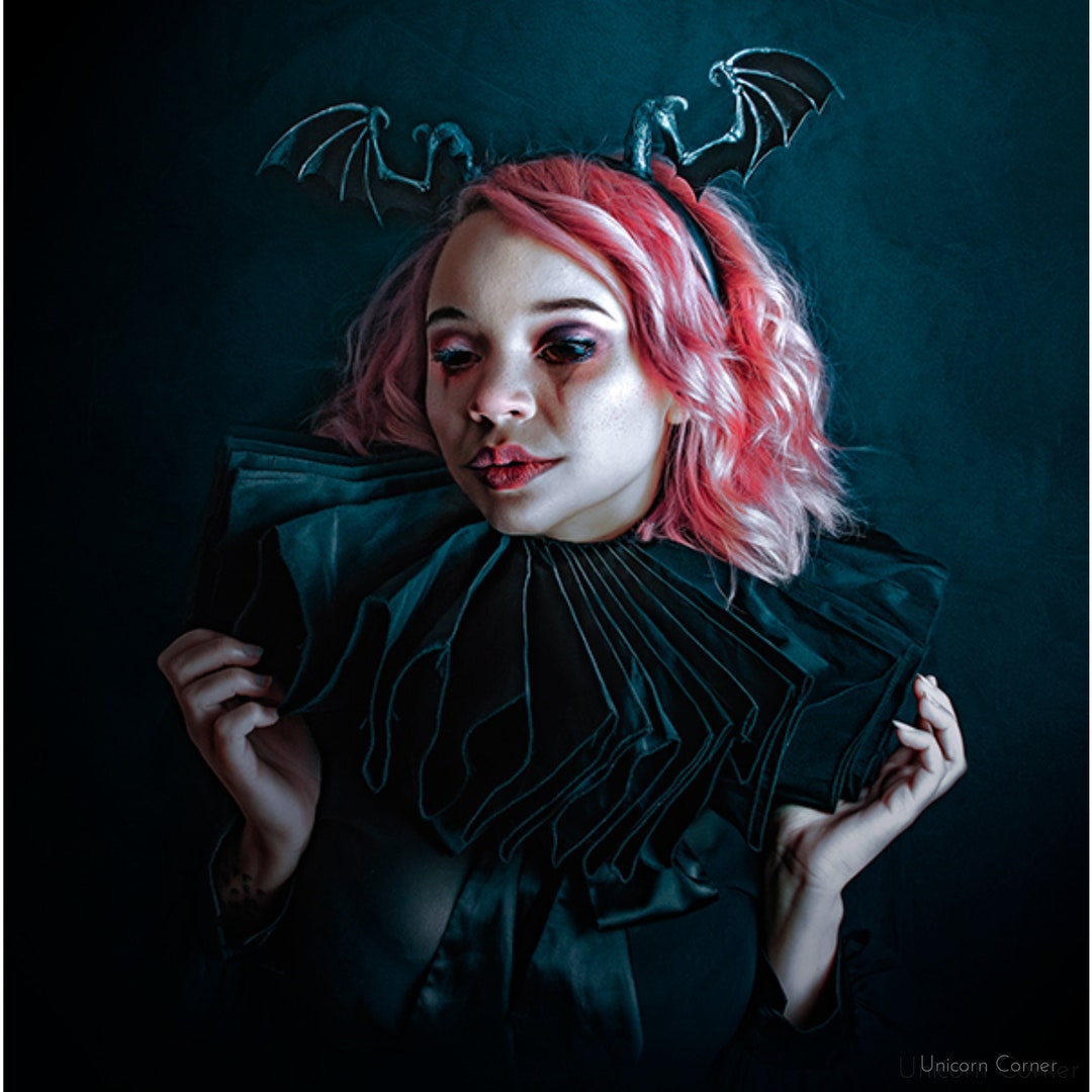 Batwing Headband / Realistic Gothic Dragon Wings / Vampire Headdress ...