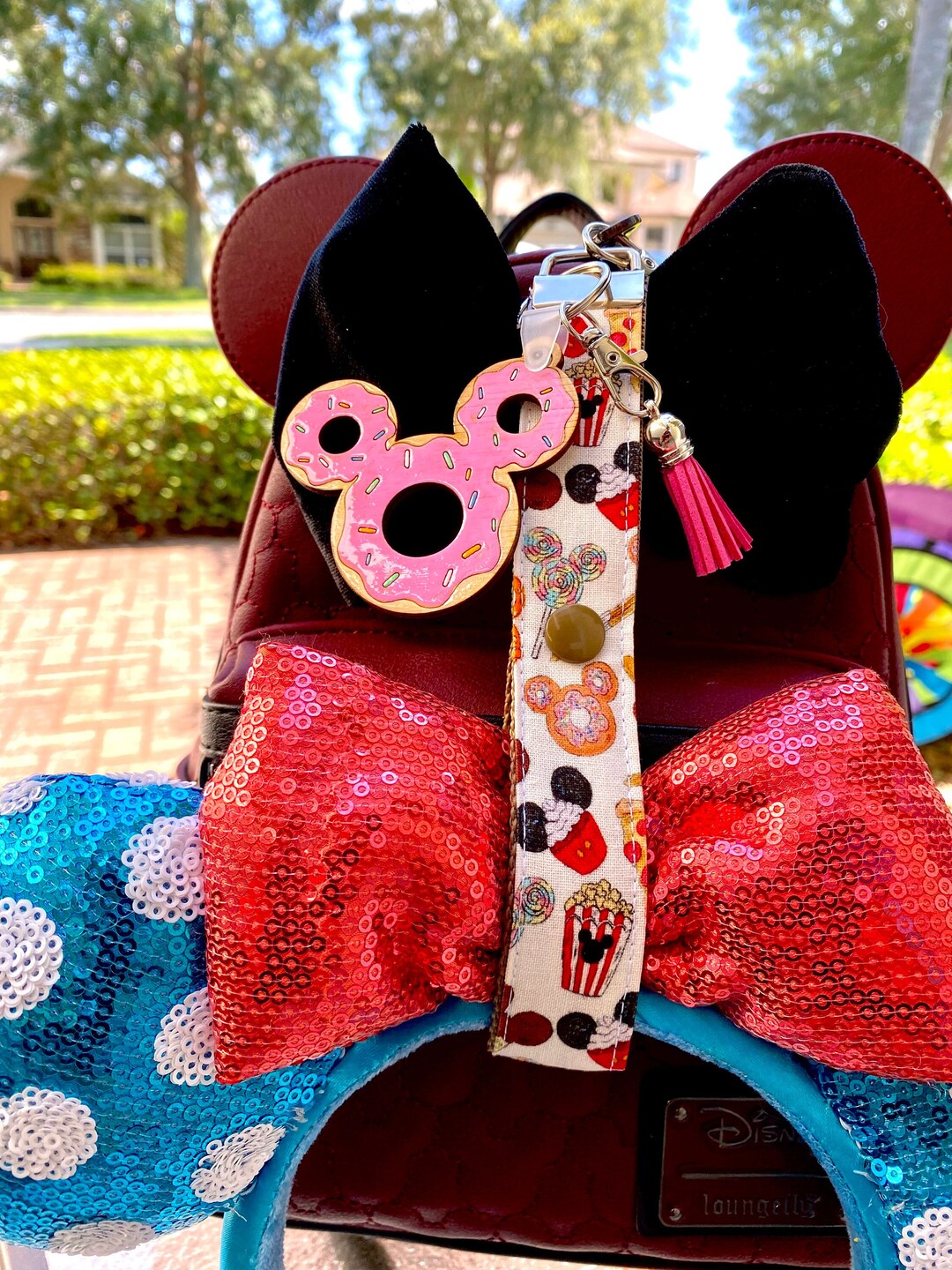 Mickey Donut Disney Ear Holder for Backpack Minnie Mouse Ear Saver W ...