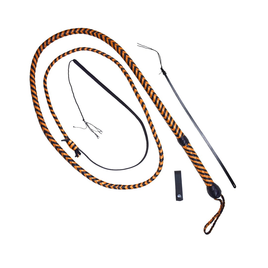 Leather Bullwhips Kangaroo Hide Leather Bullwhip 3 Feet to 12 Feet Long ...