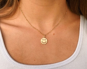 Diamond Smiley Face Necklace in 14K White Gold | Etsy