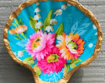 Authentic Clam Shell With Floral Design and Hand Painted Gold Rim. - Etsy