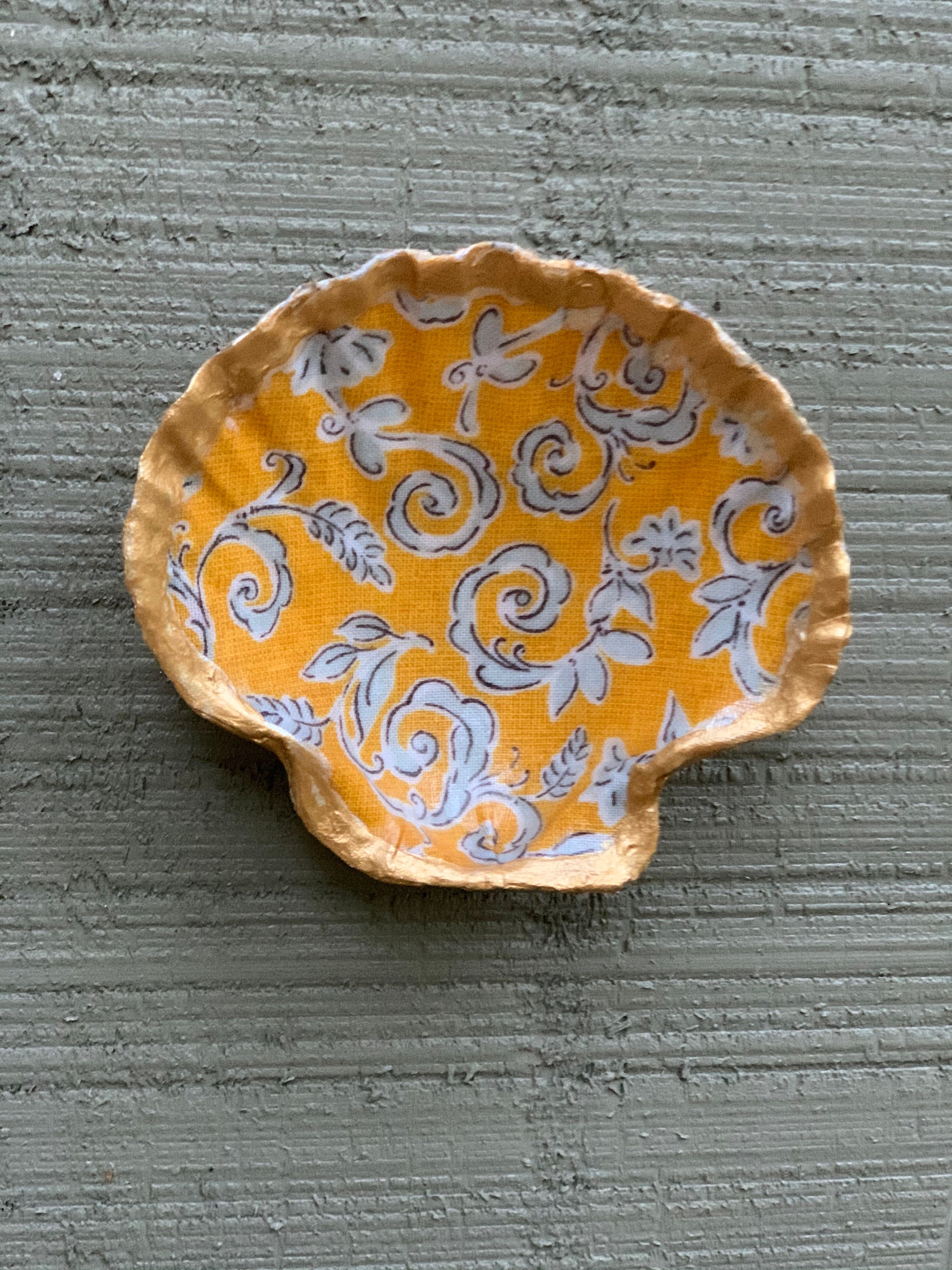 Authentic Clam Shell With Floral Design and Hand Painted Gold Rim. - Etsy