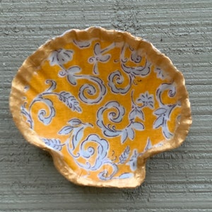 Authentic Clam Shell With Floral Design and Hand Painted Gold Rim. - Etsy