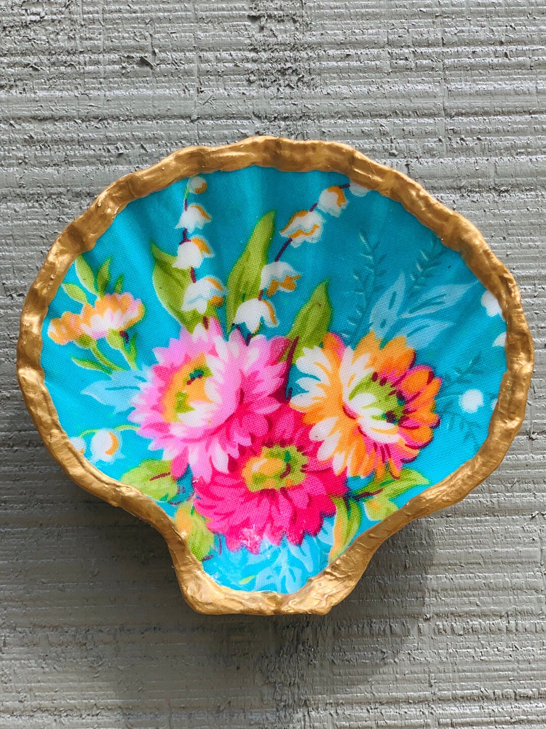 Authentic Clam Shell With Floral Design and Hand Painted Gold Rim. - Etsy