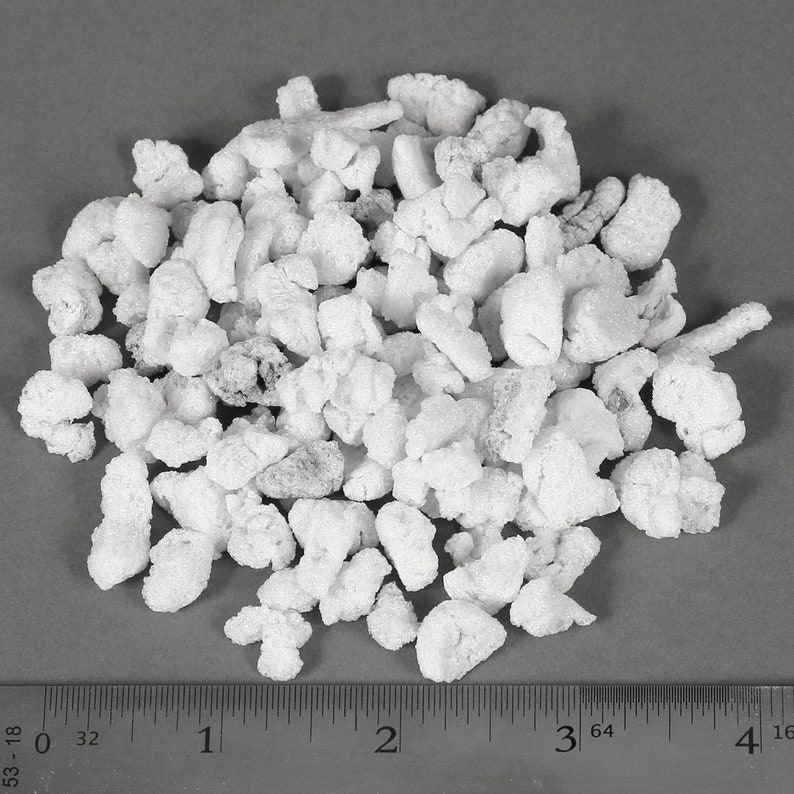 Coarse and Chunky Perlite 100% Natural Growing Media - Neutral Ph 7.0 ...