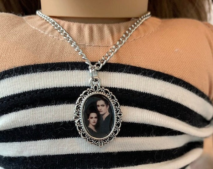 Engraved Locket for 18 Inch Dolls/ Heart Locket/circle Locket/ Gold ...