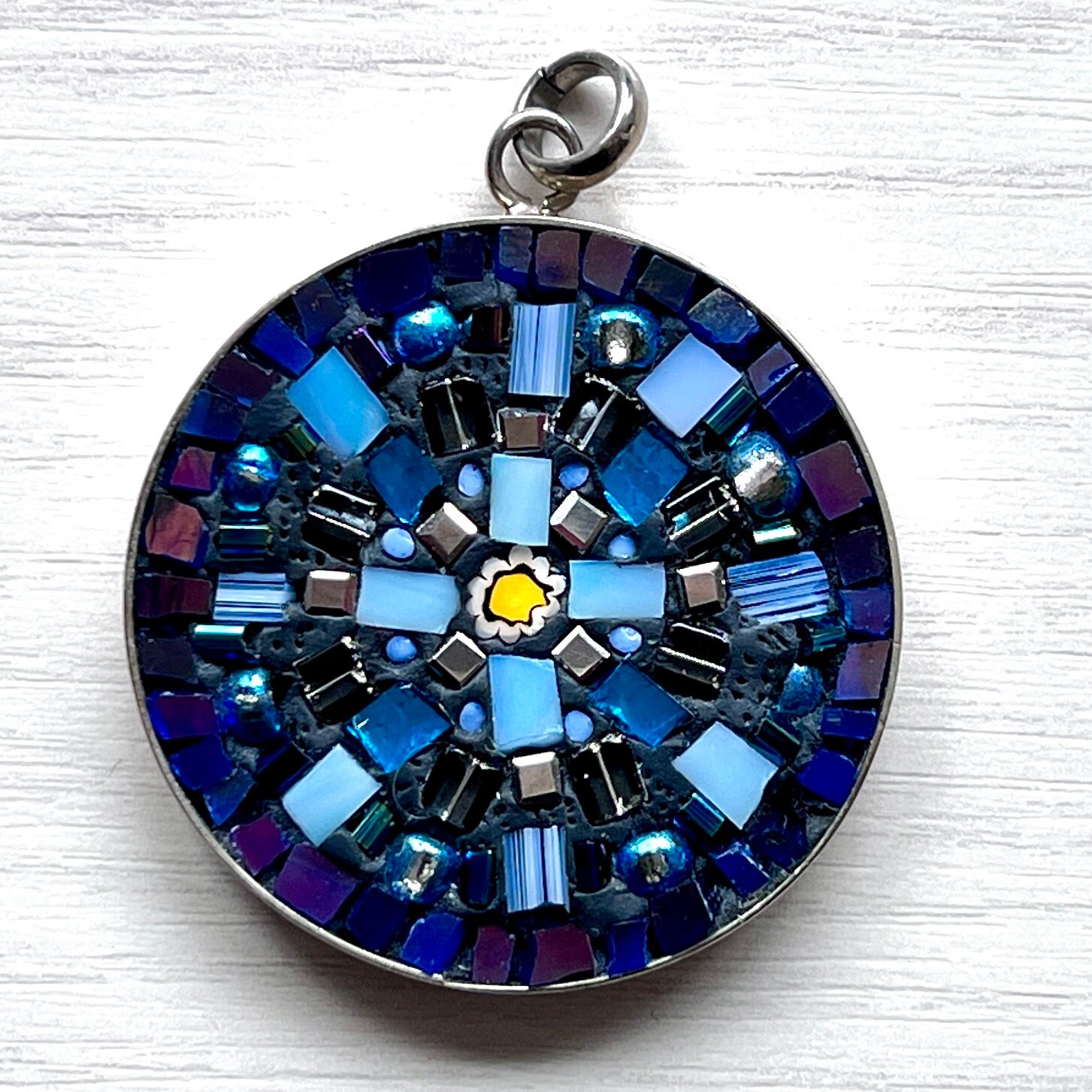 Learn Jewelry Making at Micromosaico. Online Course. diy Do It Yourself ...