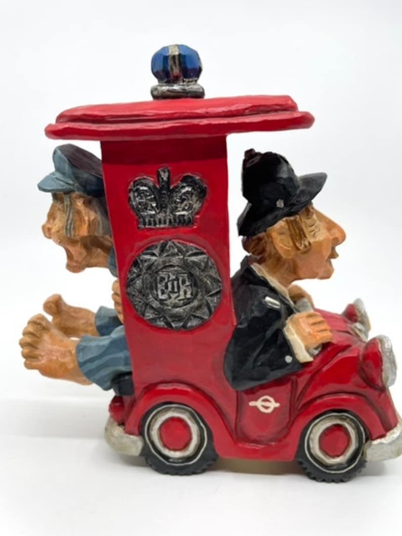 The David Frykman Portfolio the English Collection Statue - Etsy