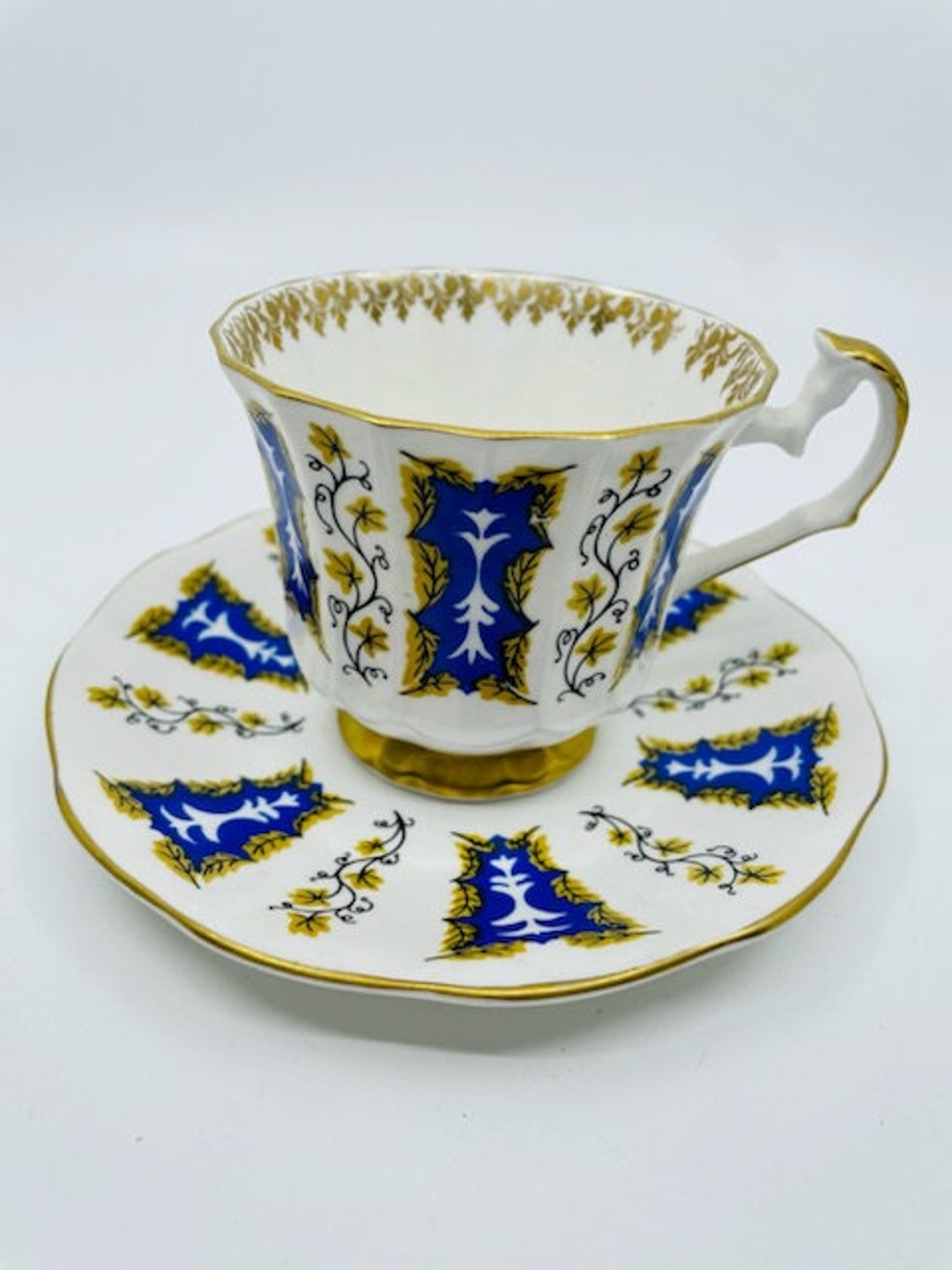 Elizabethan Blue and Gold Teacup and Saucer - Etsy