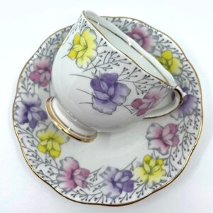 Roslyn Sweet Pea 8281 Teacup and Saucer - Etsy