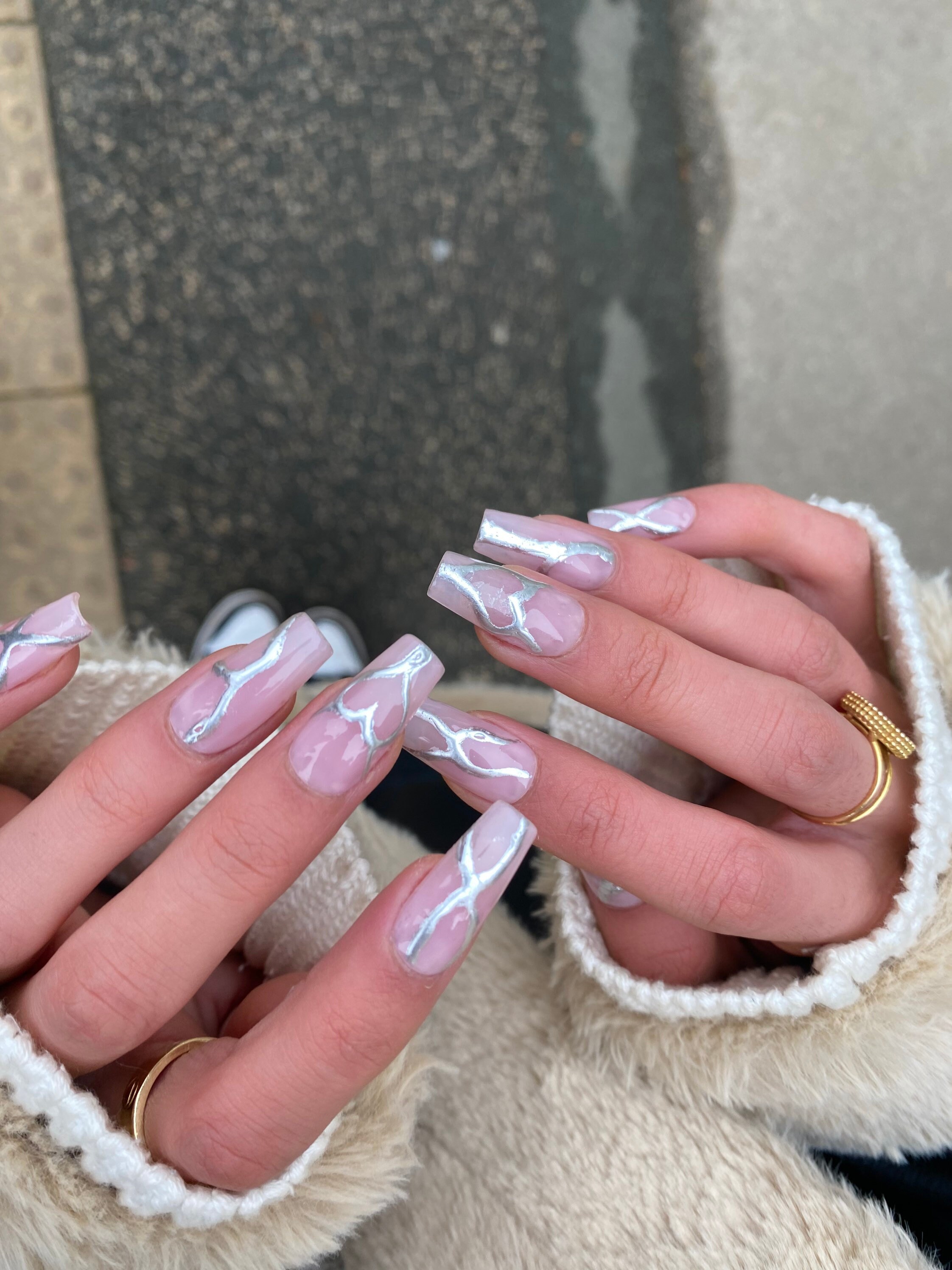 Soft Grunge Nail Art