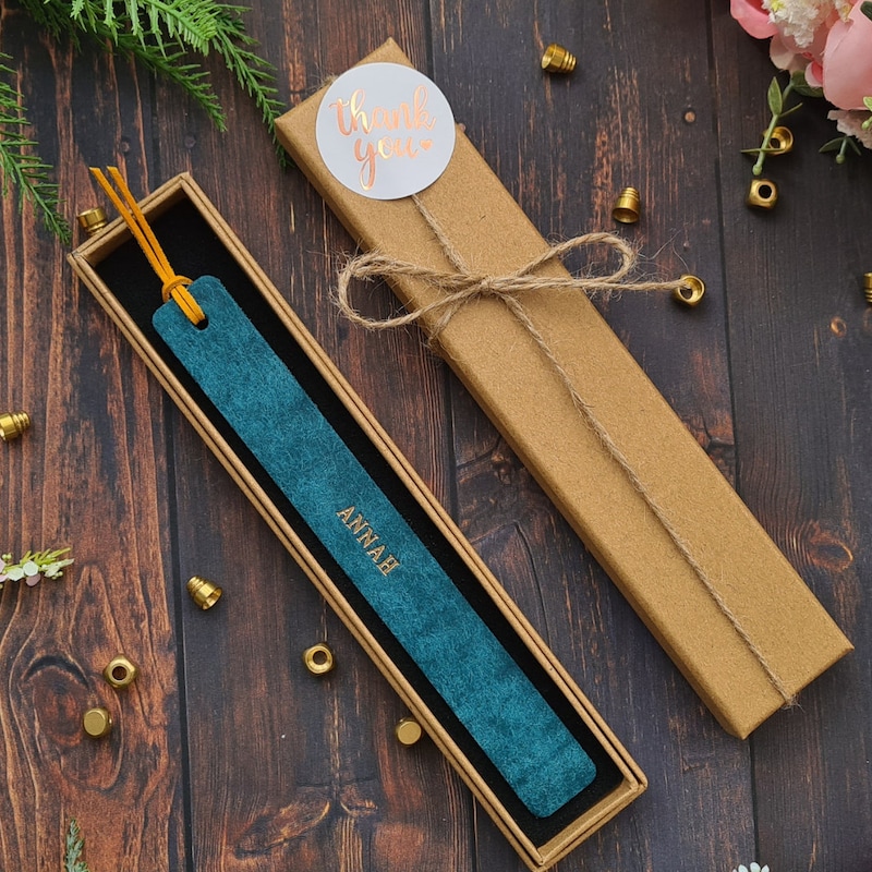 Gifts for Book Lover Him - 60+ Gift Ideas for 2026