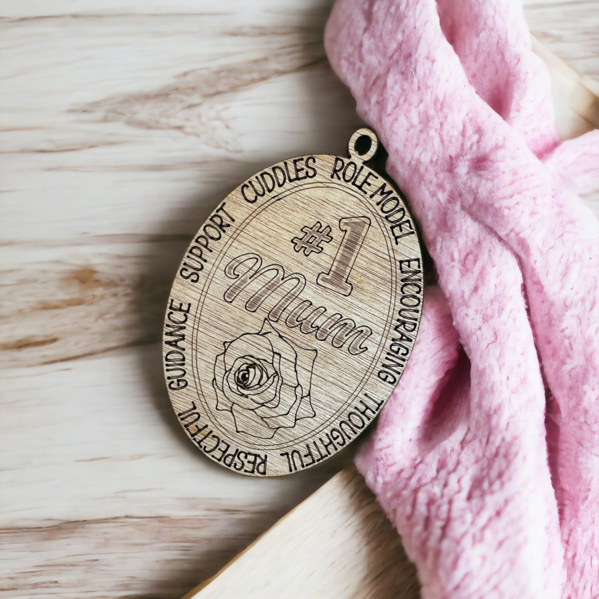 No 1 Mum Hanging Decoration, Happy Mothers Day Gift, Mothers Day Gift ...