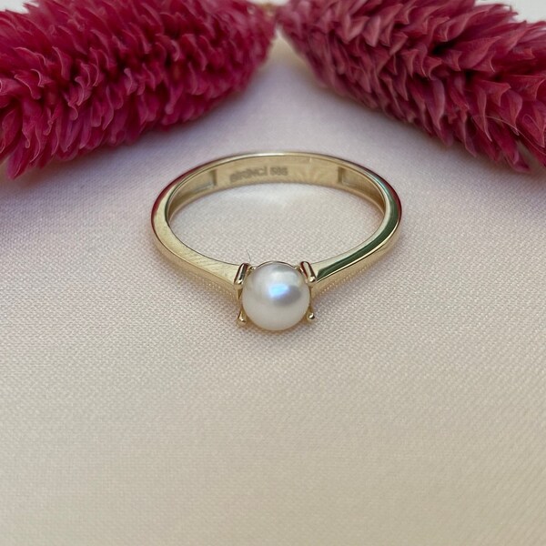 Single Pearl Ring - Etsy
